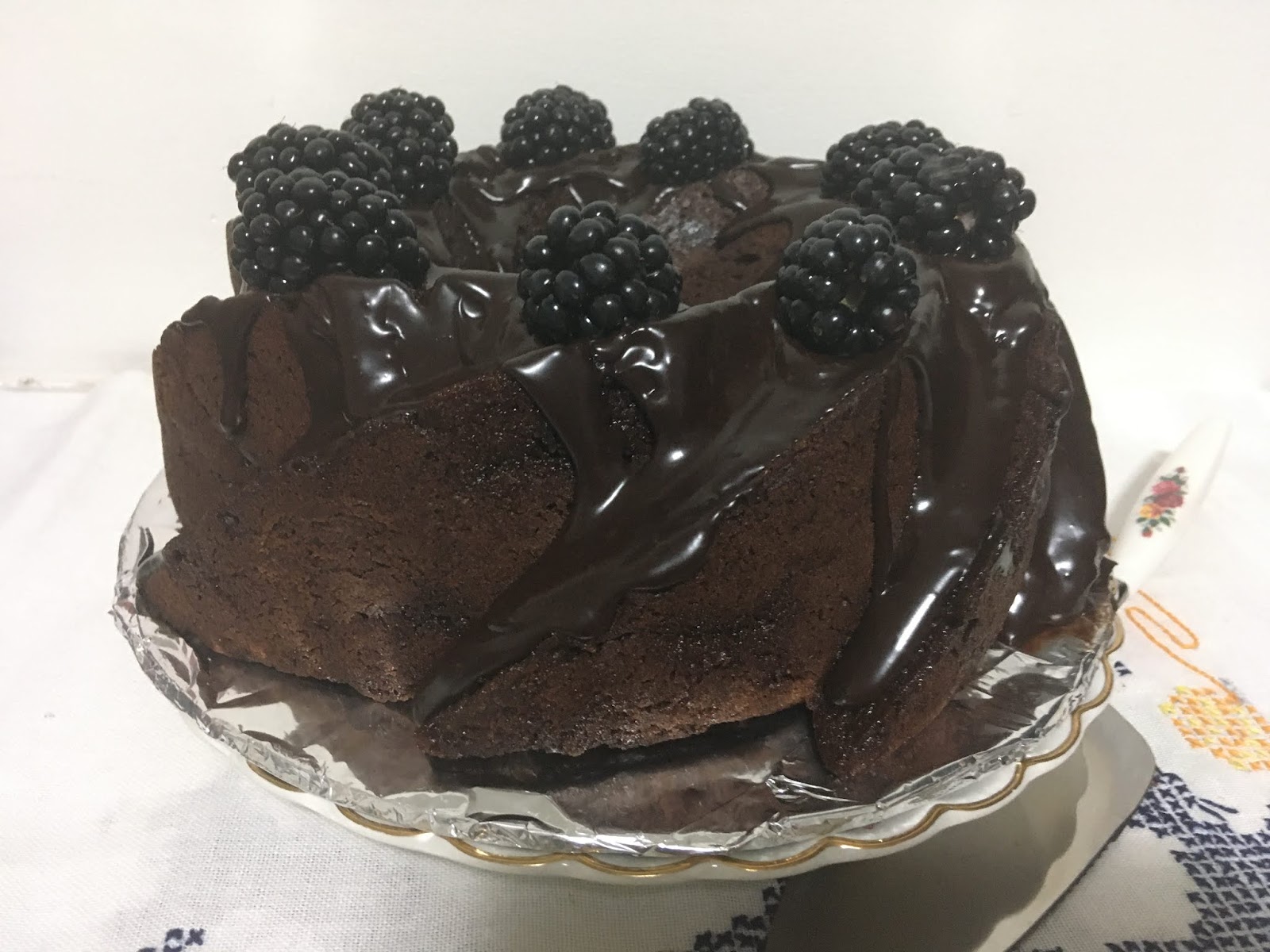 Chocolate Ganache and Blackberry Cake - Charlotte Ree's recipe | Laws ...