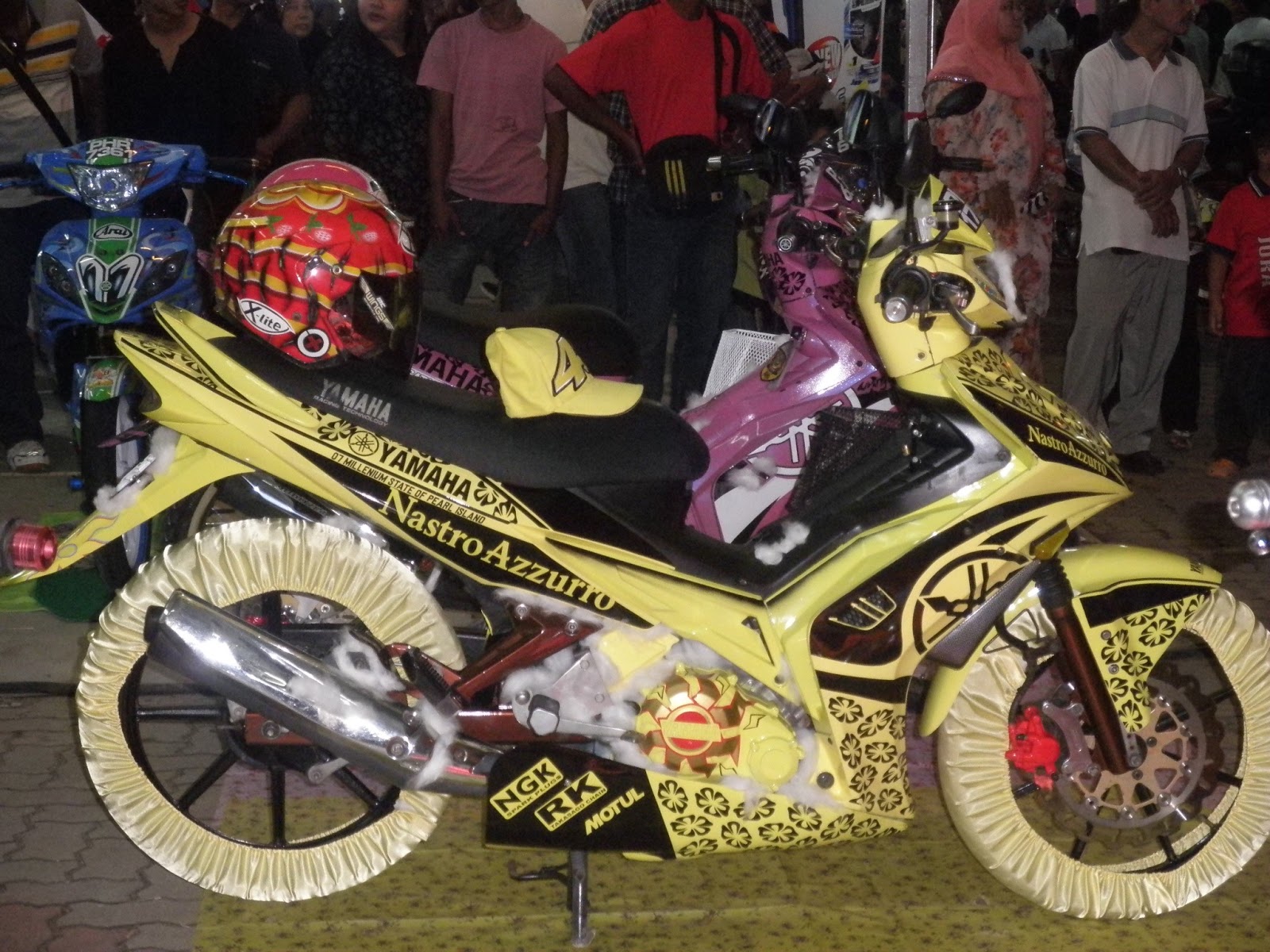 dunia tanpa sempadan: motor yamaha LC 135 cantik