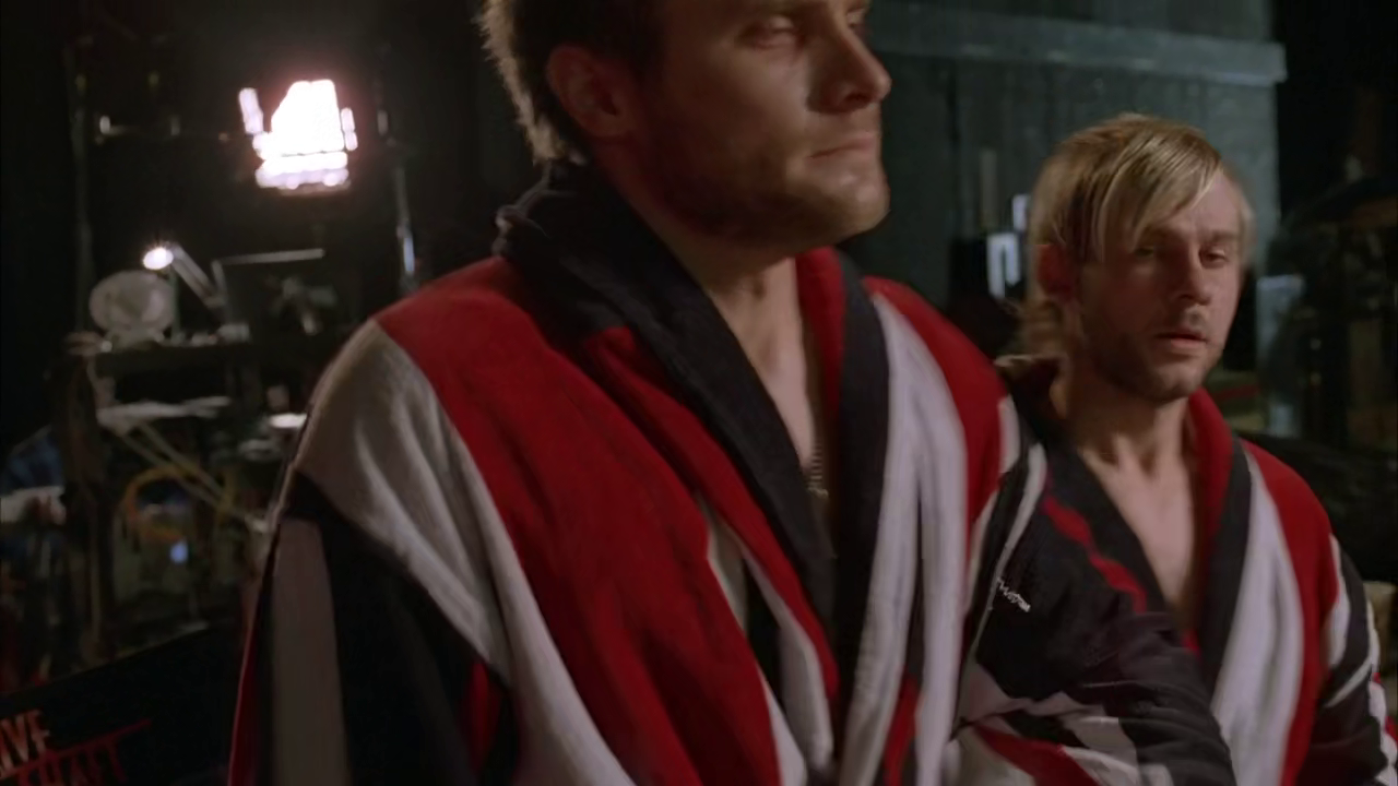 ausCAPS: Dominic Monaghan and Neil Hopkins shirtless in Lost 2-12 "Fire ...