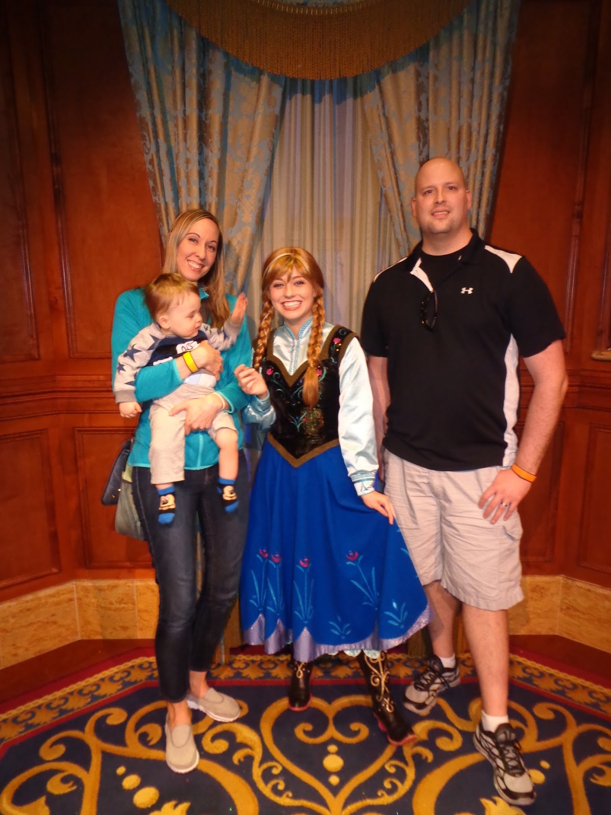 Dana's Mouse Tails: Character Meet and Greet 101