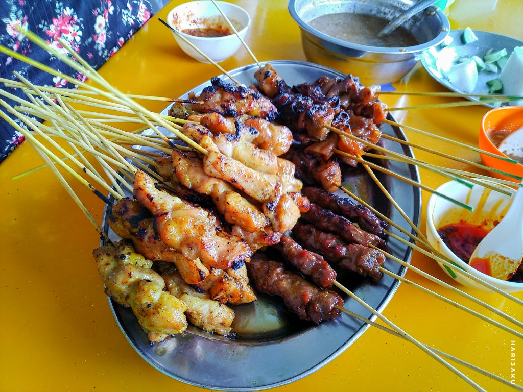 Sate Kajang: Sate Arnab dan Perut Tembusu di Sate Emas Kajang, Medan ...