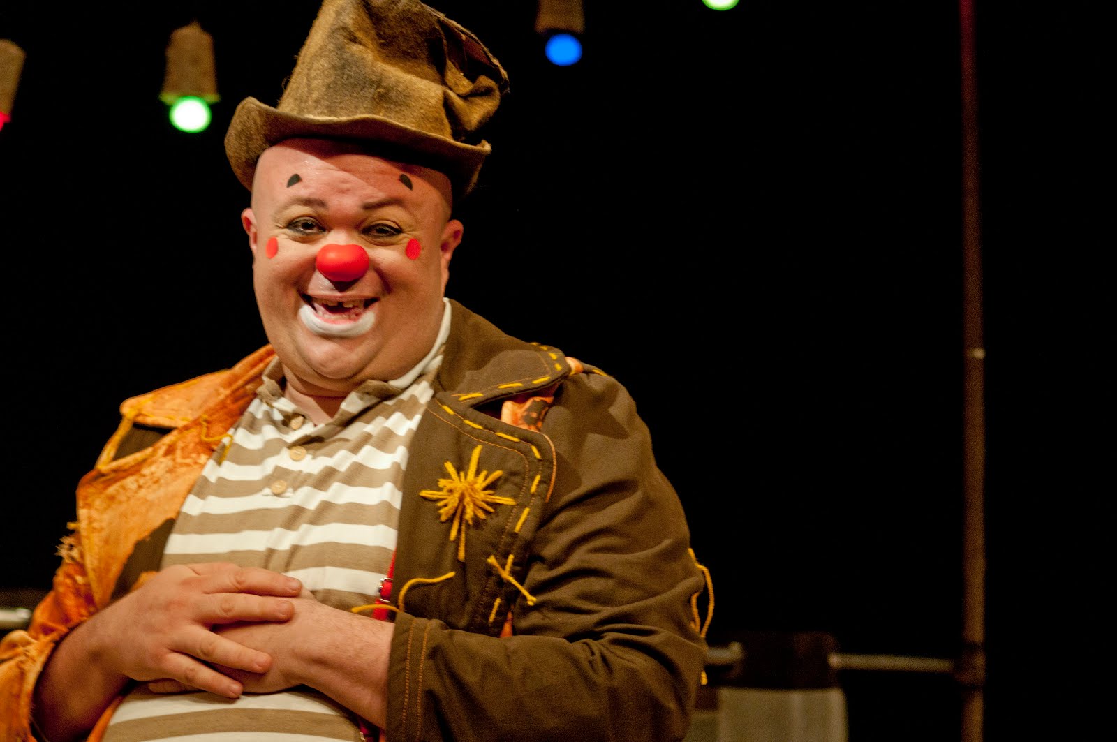 News: IMPERDÍVEL - Em Crato - O FANTÁSTICO CIRCO-TEATRO DE UM HOMEM SÓ ...
