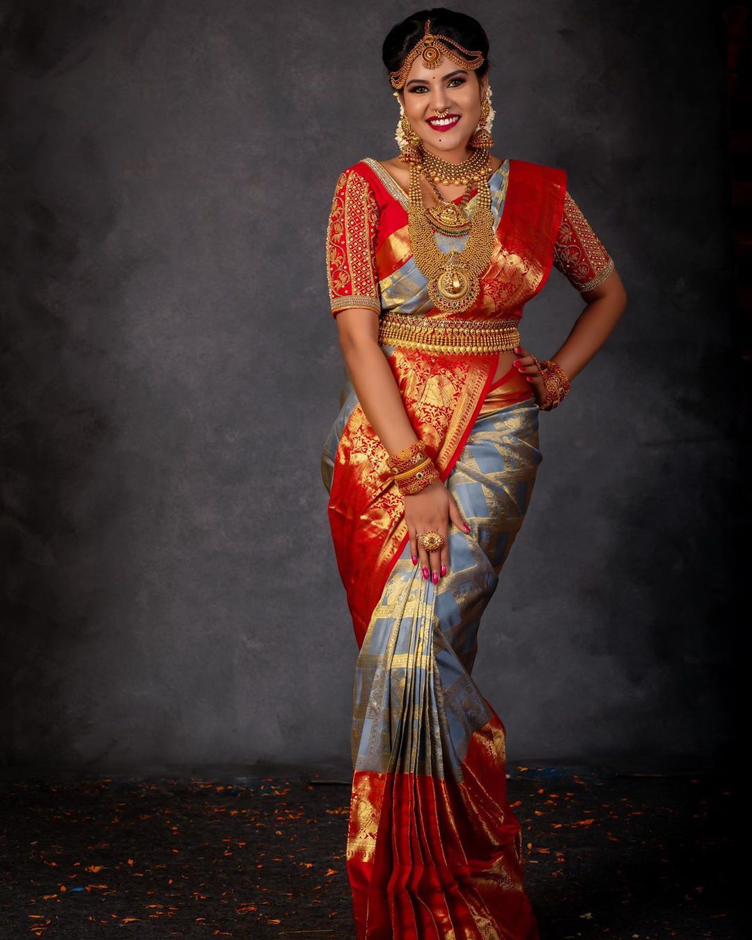 Nivisha Hot Navel Photos Collection Instagram, Serial Stills