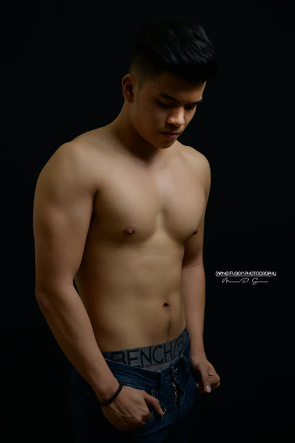 HOTNESS OVERLOAD: Mc Charles Adonis Caguitla