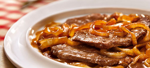 Amenidades de Kelly: BIFE ACEBOLADO A MINHA MODA