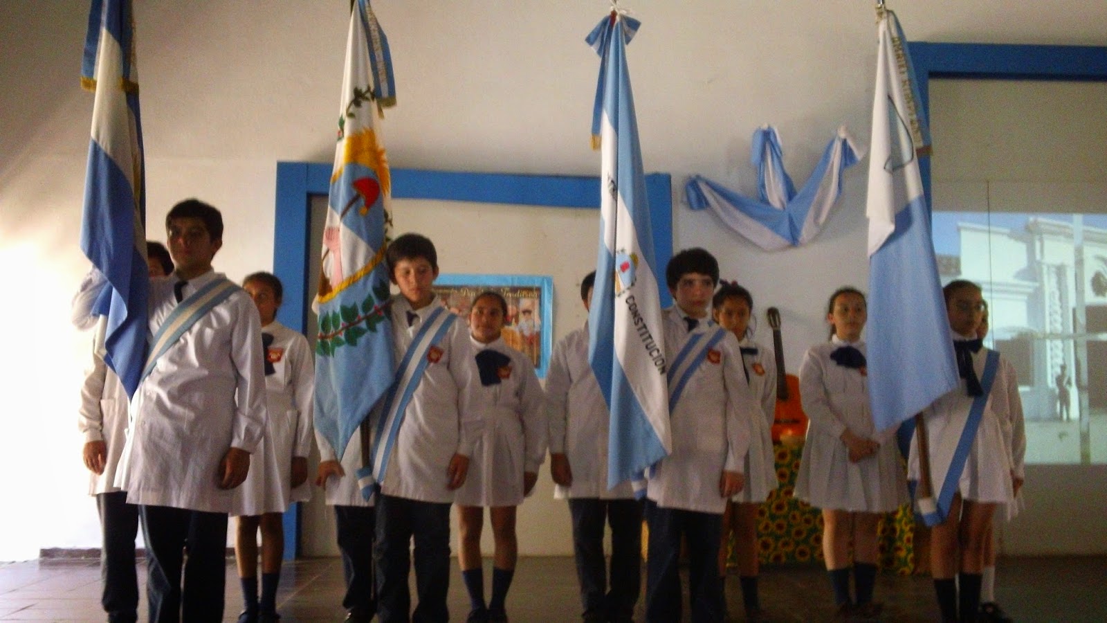 Escuela N°82 " AMADO BONPLAND"