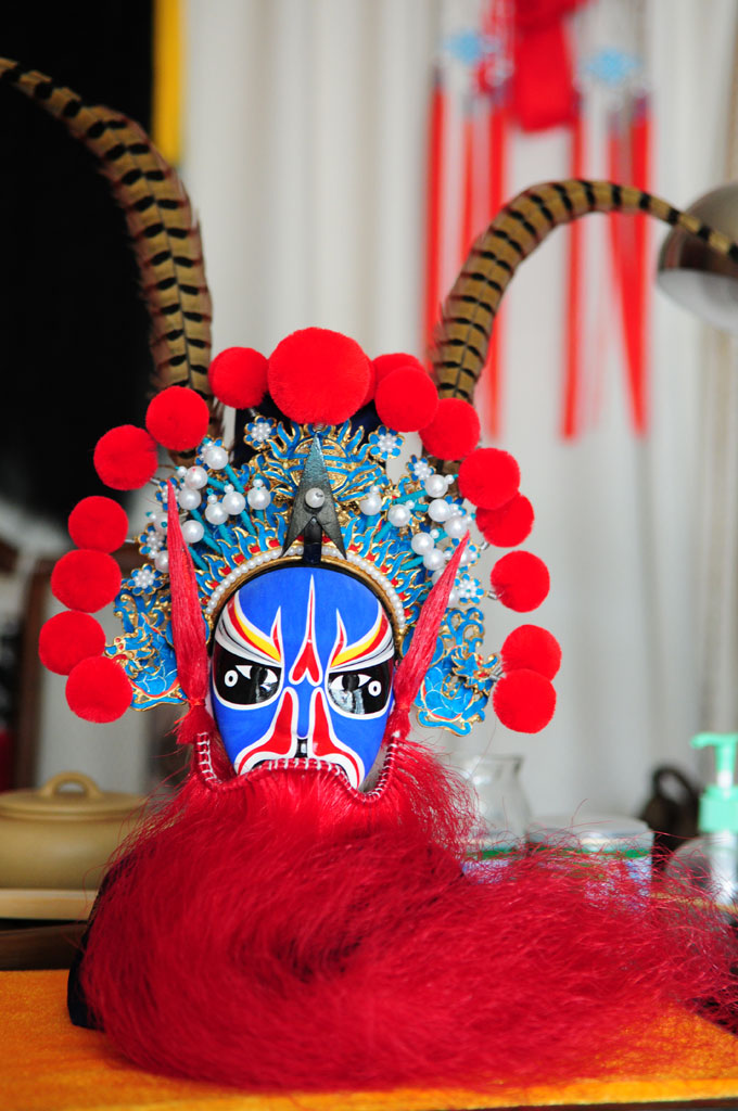 Christopher Jorden: Beijing: Peking Opera Mask Showtime