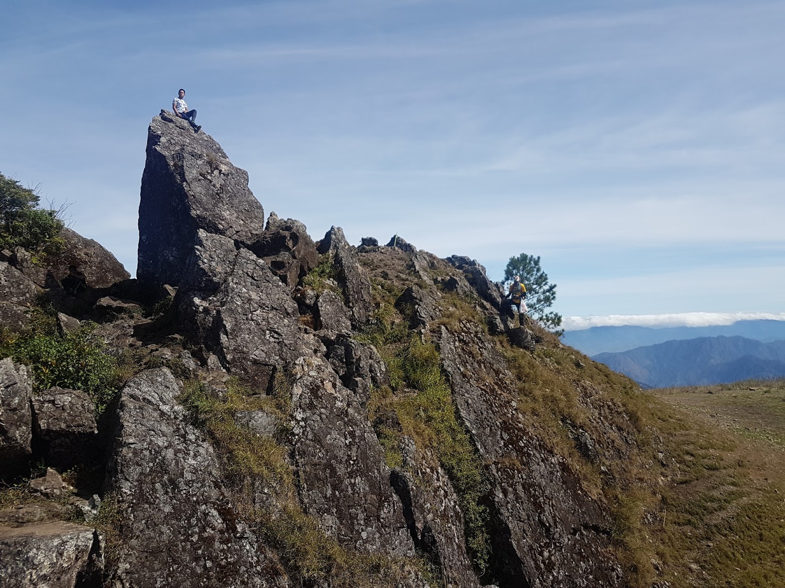 Mt. Ulap Eco Trail Travel Guide - moredantravels