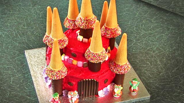 Cooking With Titan!: How To Make A Castle Cake