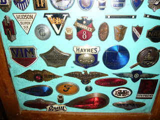 RadiatorEmblems: Lee Roy Hartung collection Chicago