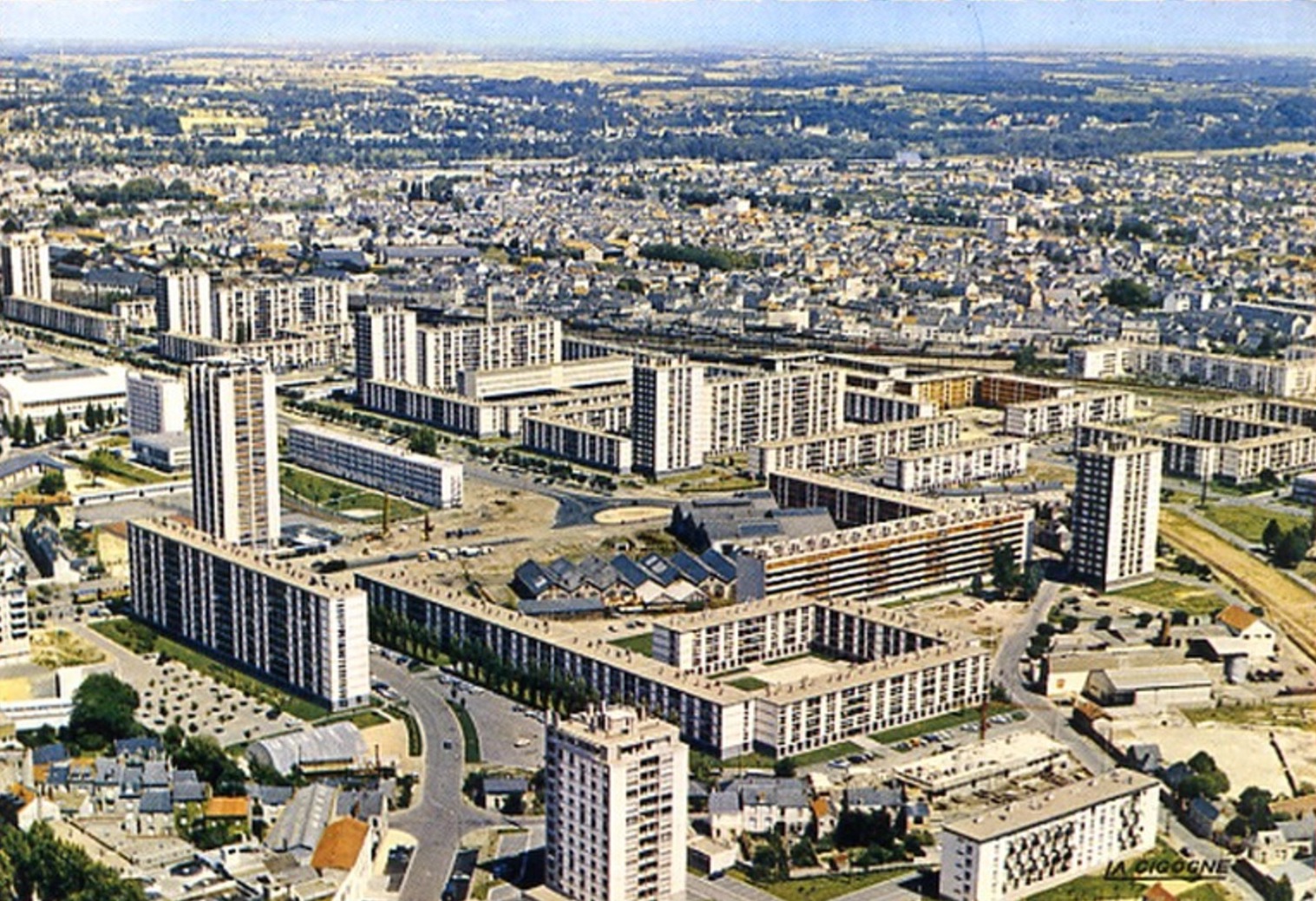 Un Paysage Moderne: TOURS - La Bergeonnerie, Nouveaux quartiers des ...