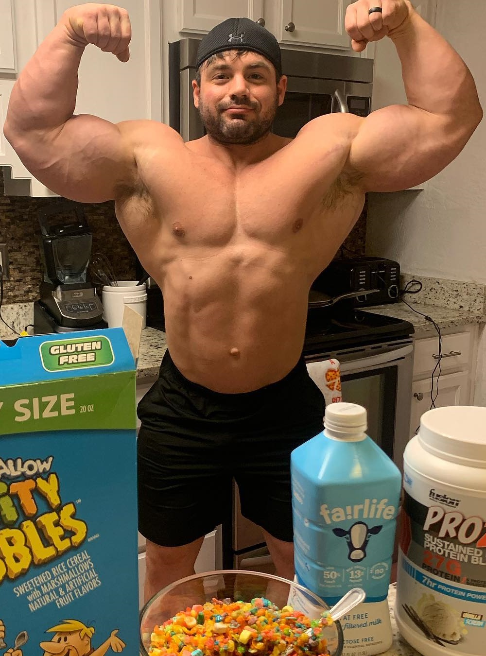 Muscle Lover: American IFBB Pro bodybuilder Jason Lowe