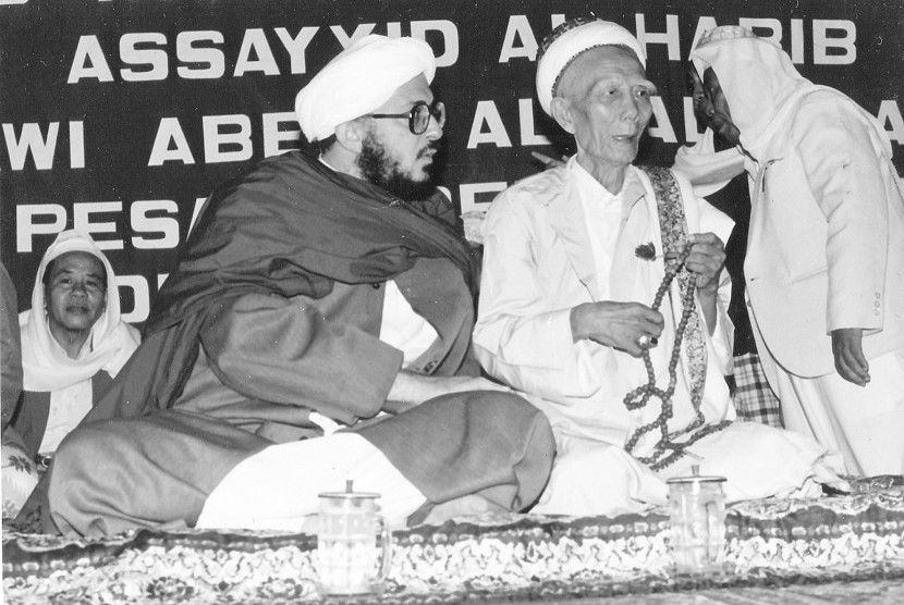 Mengenal TGKH. Muhammad Zainuddin Abdul Madjid, Saudara Seperguruan ...