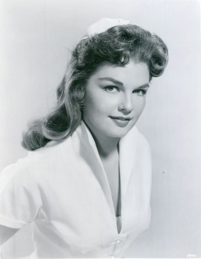 30 Glamorous Photos of Luana Patten in the 1950s and ’60s ~ Vintage ...