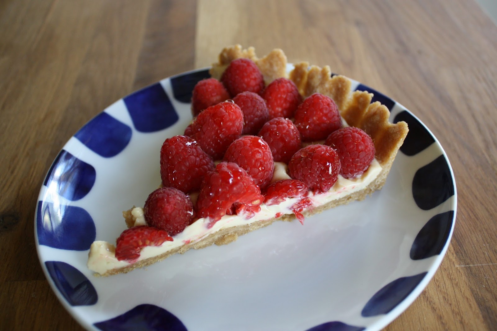 Lactose-Free Girl: Fresh Raspberry Tart with Lemon Cream Cheese Filling