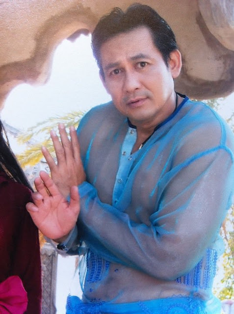 2011-12-11 | Khmer Dresses