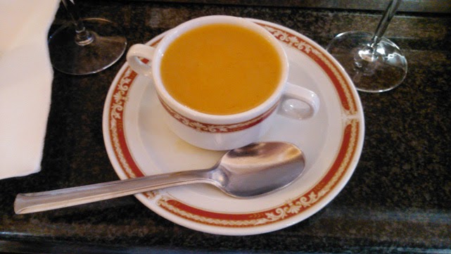 Caminando por Madrid: Caldito madrileño