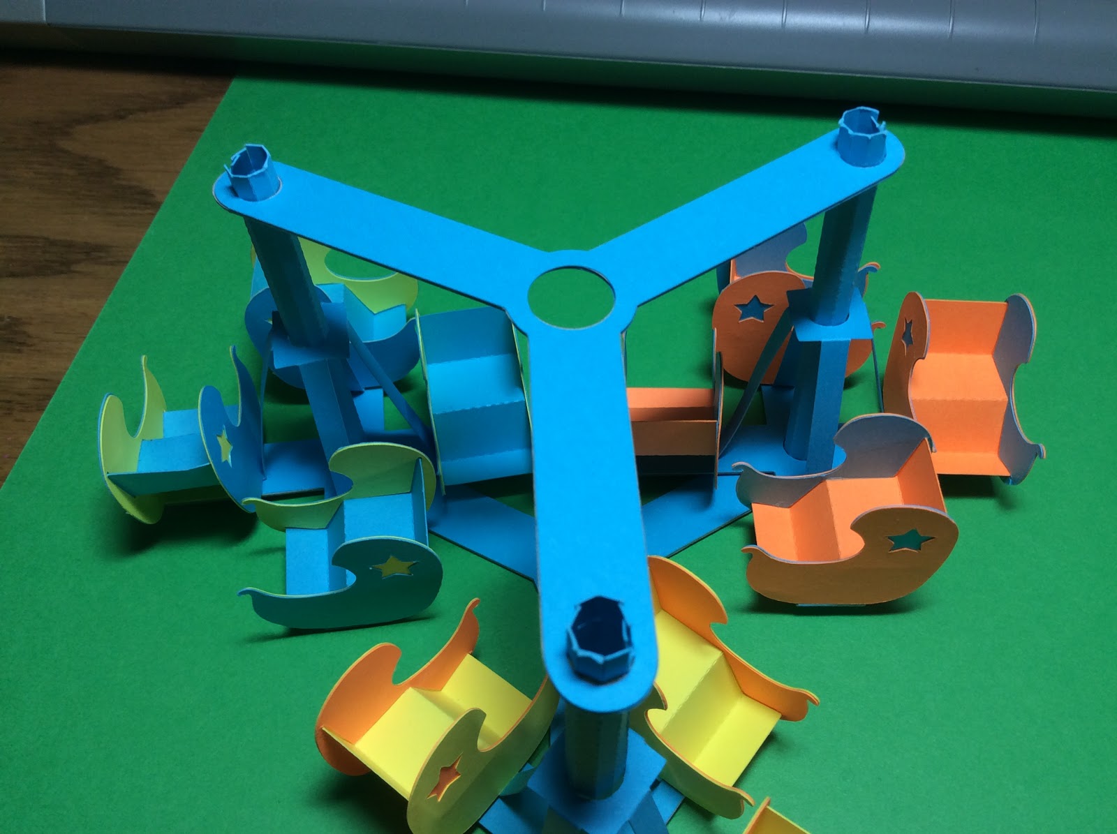 Papercrafts and other fun things: A STEM Project - Making an Amusement ...