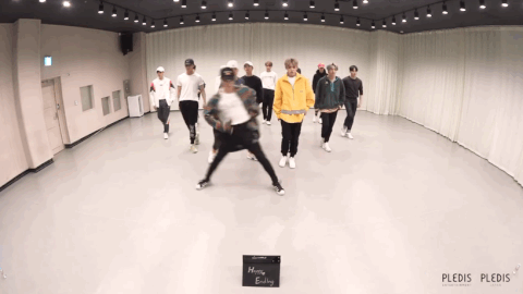 [PANN] Colección de gifs 'army dance' de GFRIEND y Seventeen - KetizenStars