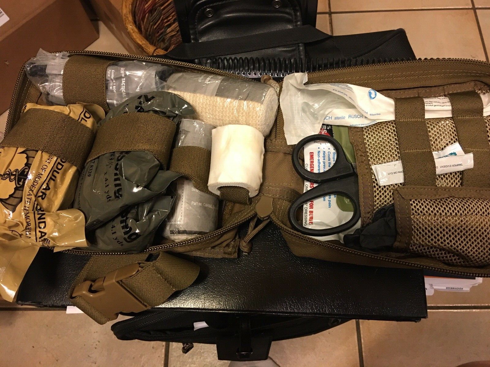 Webbingbabel: Tactical Medical Solutions Drop Leg Kit / Stocked