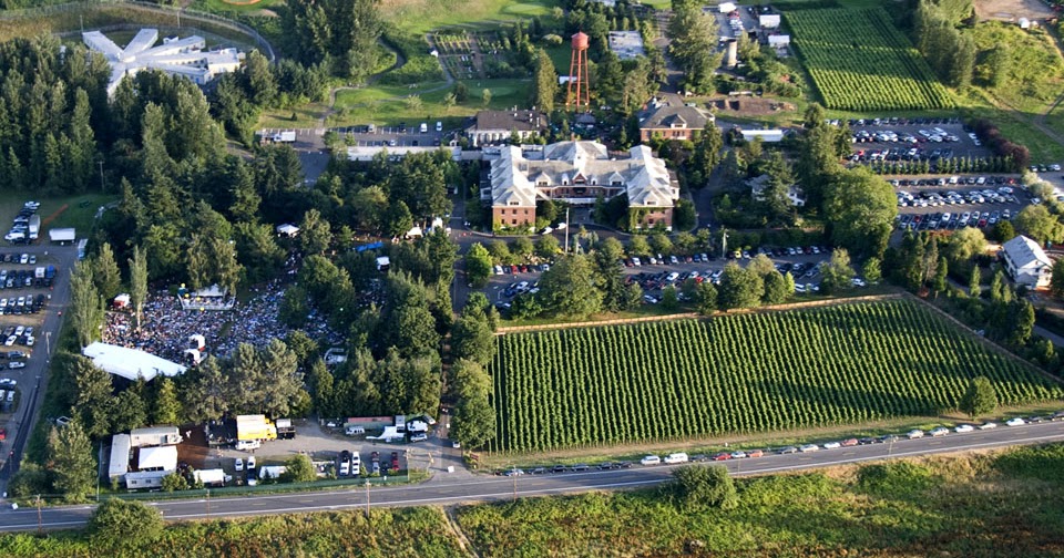 Seeks Ghosts: Oregon’s Spooky McMenamins Edgefield
