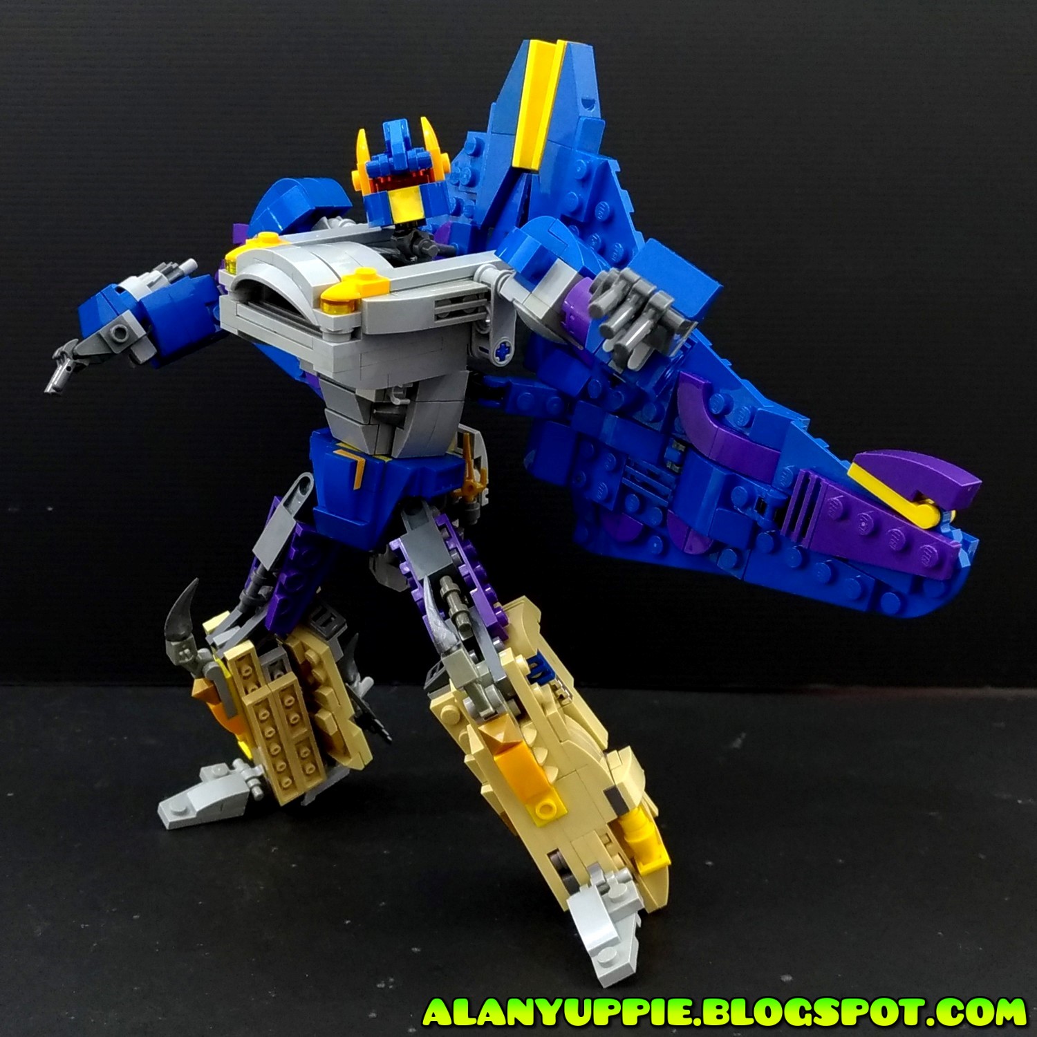 Alanyuppie's LEGO Transformers: LEGO Transformer Depth Charge from ...