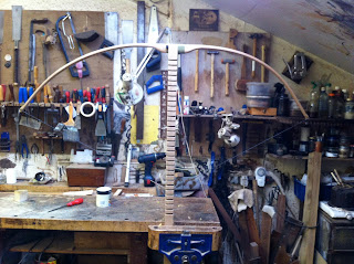 Steve J Walsh: Primitive bow making.