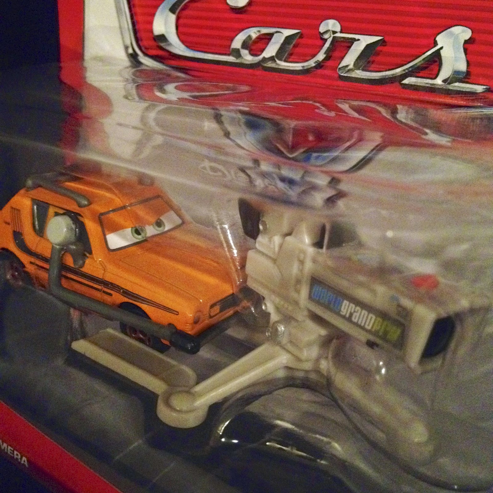 Dan the Pixar Fan: Cars 2: Grem with Camera