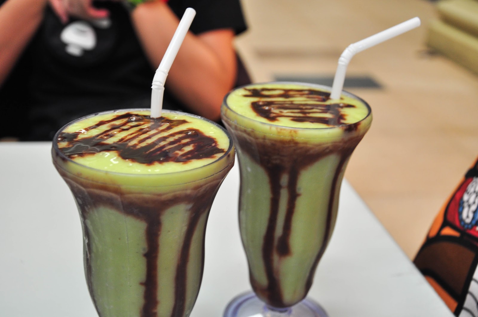 Aloha From Singapore!: 1 Hour younger in Batam!