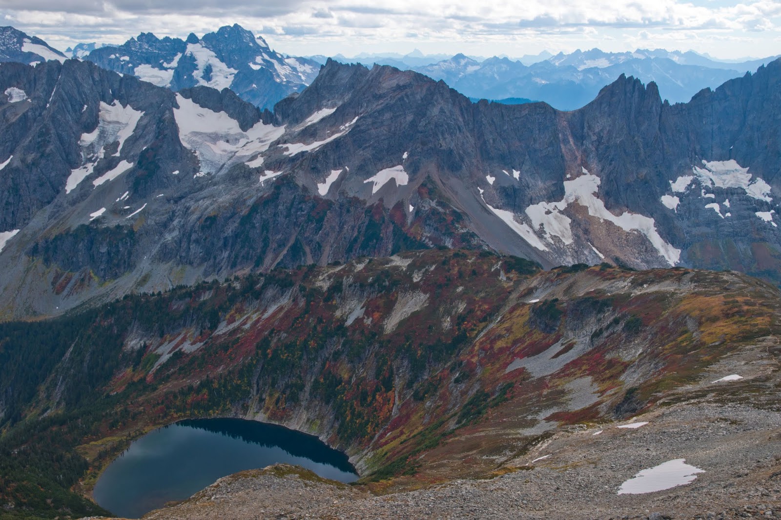 Hiking Shenandoah: Cascade Pass and Sahale Arm