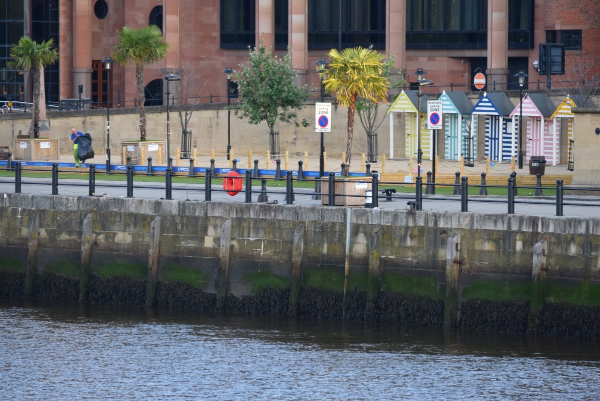 Photographs Of Newcastle: Quayside Seaside