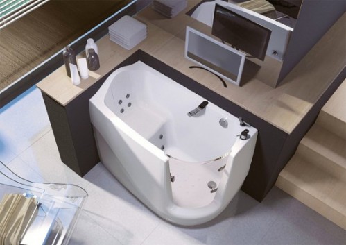 Walk in Bathtubs, compact and space saving solution for your Bathroom ...