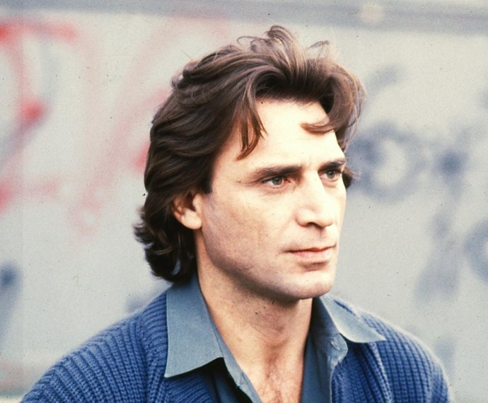 Astros em Revista: HERSON CAPRI O ASTRO BRILHA