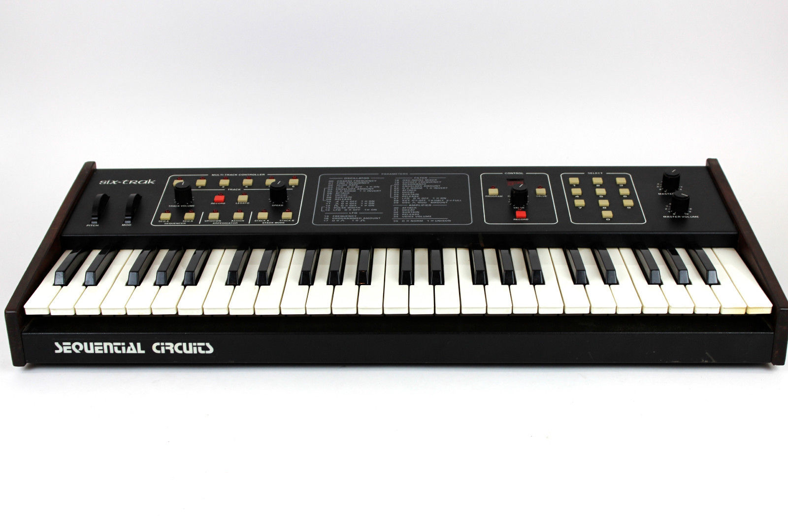MATRIXSYNTH: Sequential Circuits Six-Trak SN 002982