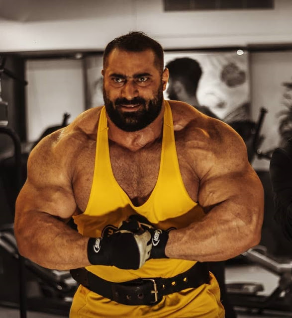 Muscle Lover: Moe El Moussawi from Lebanon (PART 1)