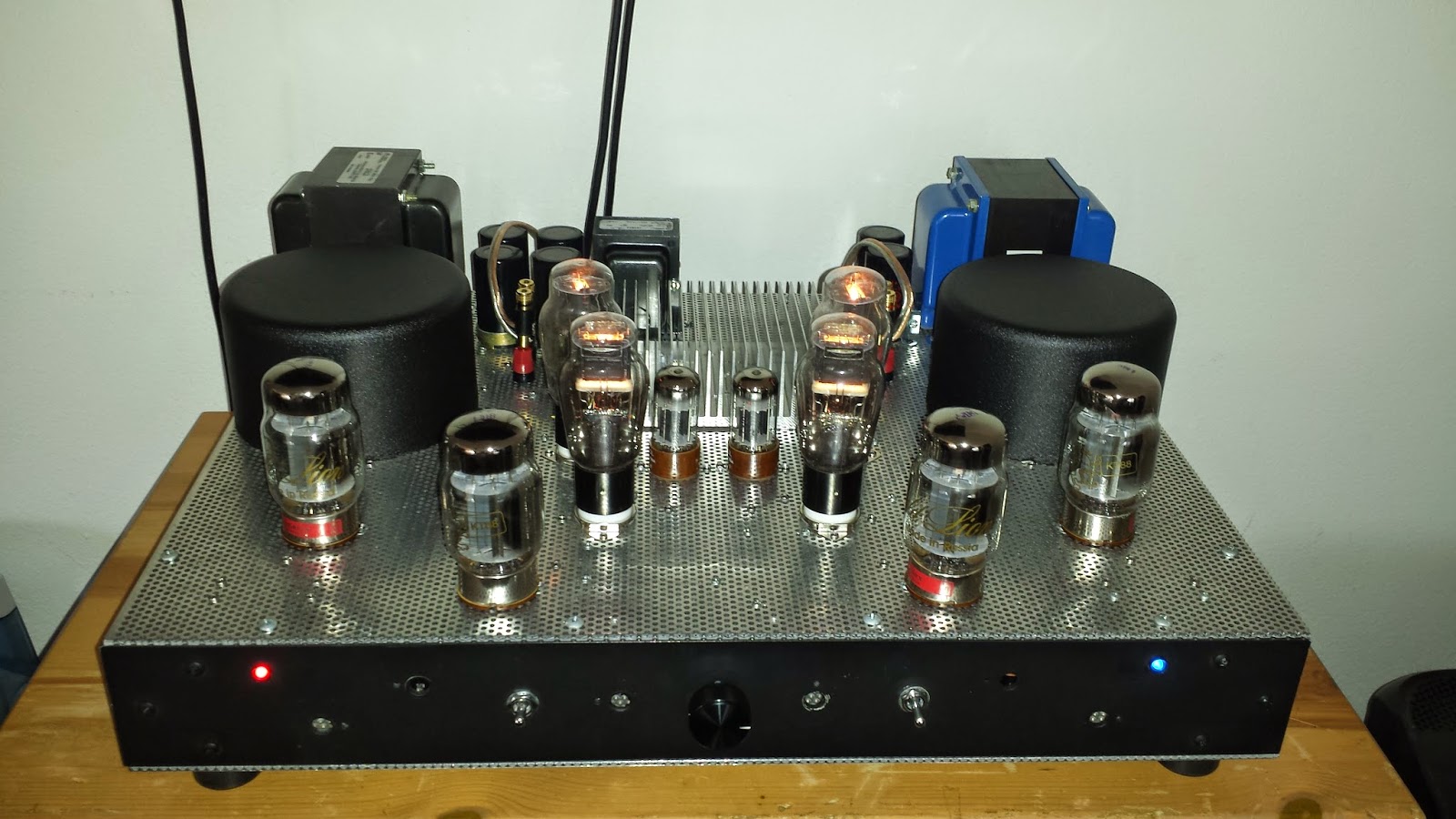 Tube Amps with a Twist: A Unity Coupled KT88 Amp with Plitron Transformers