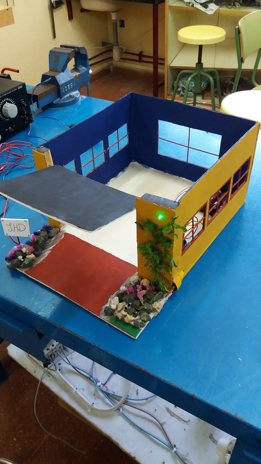 Puerta de garaje automática Arduino