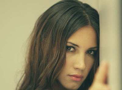 Jueves 16: concierto - India Martínez ~ Asomate a Granada