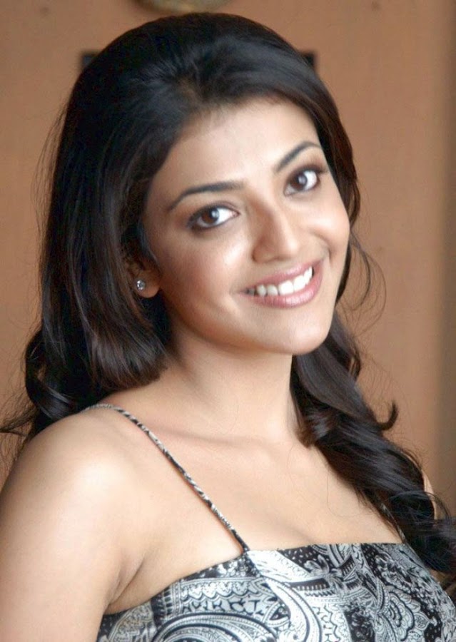 Actresses wallpapers: Kajal agarwal new cute smile images