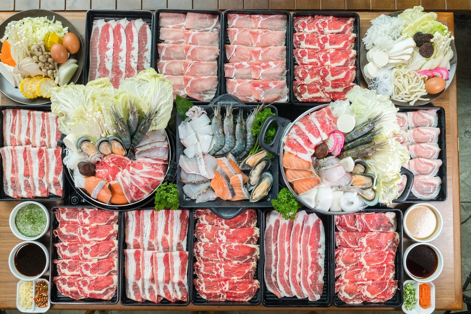 รีวิว :: AKIYOSHI (อะคิโยชิ) ต้นตำหรับปิ้งย่าง-สุกี้-ชาบู ความอร่อยแบบ ...