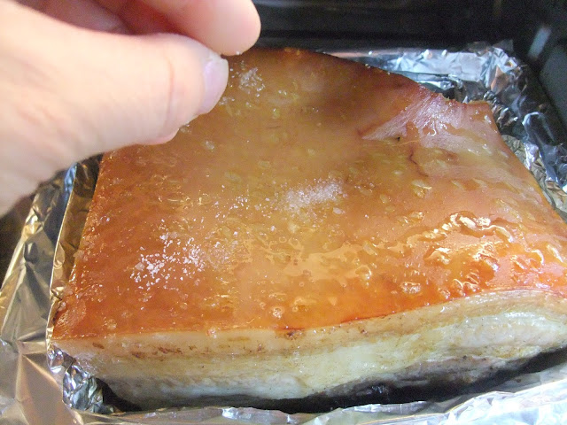Susan's Savour-It!: Chinese Crispy Roast Pork (Siu Yok)...