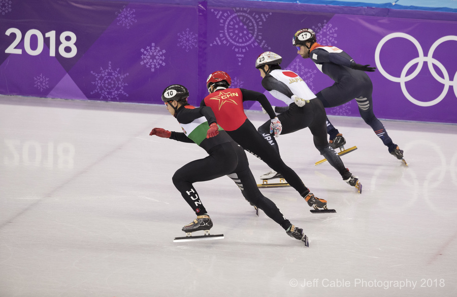 Jeff Cable's Blog: The blurring speed of short and long track skating