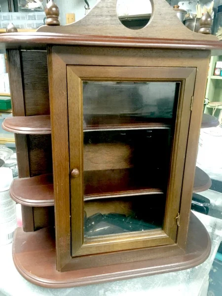 Easy DIY Eyeglass Storage Rack