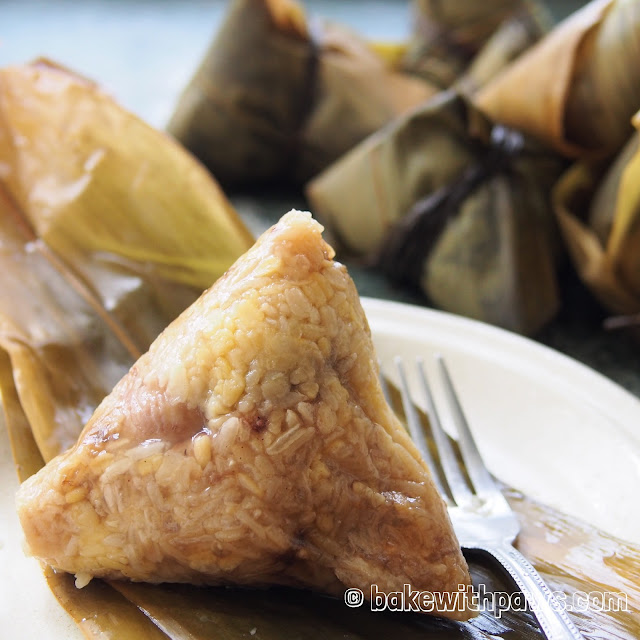 Glutinous Rice Dumpling (Bak Chang) - BAKE WITH PAWS