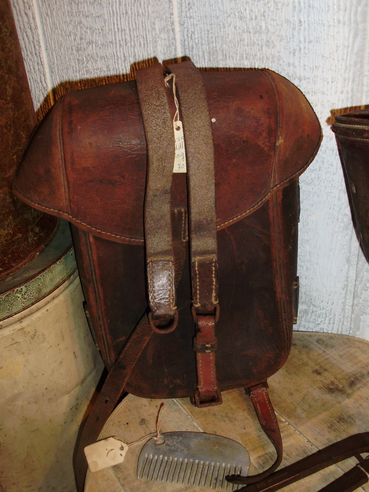 Log Cabin Antiques & Gifts: Great barn items for the horsey set