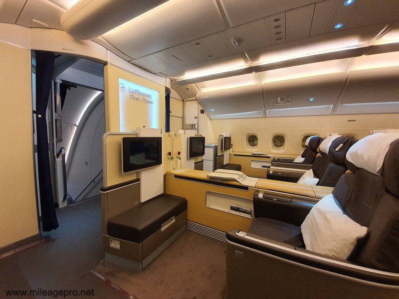 LH773 BKK-FRA (Bangkok-Frankfurt by A380) First Class - Mileage Pro