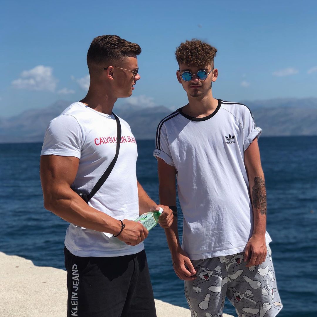 the beauty of male muscle: Marvin