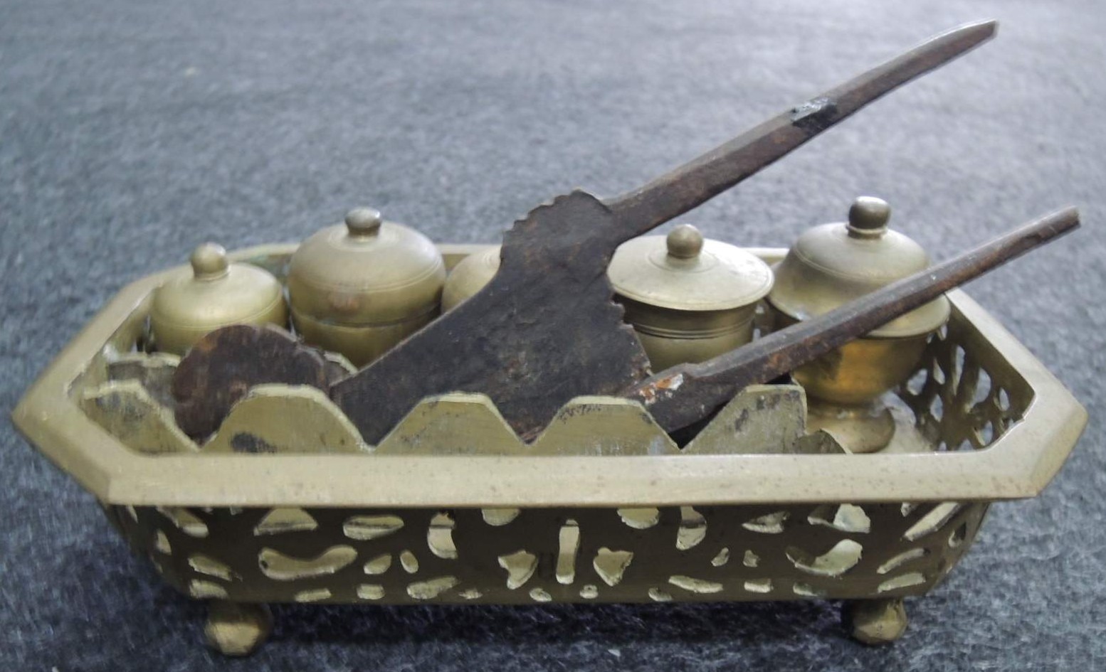 My Travels: Tepak sirih - A traditional Malay and Nyonya gathering ...