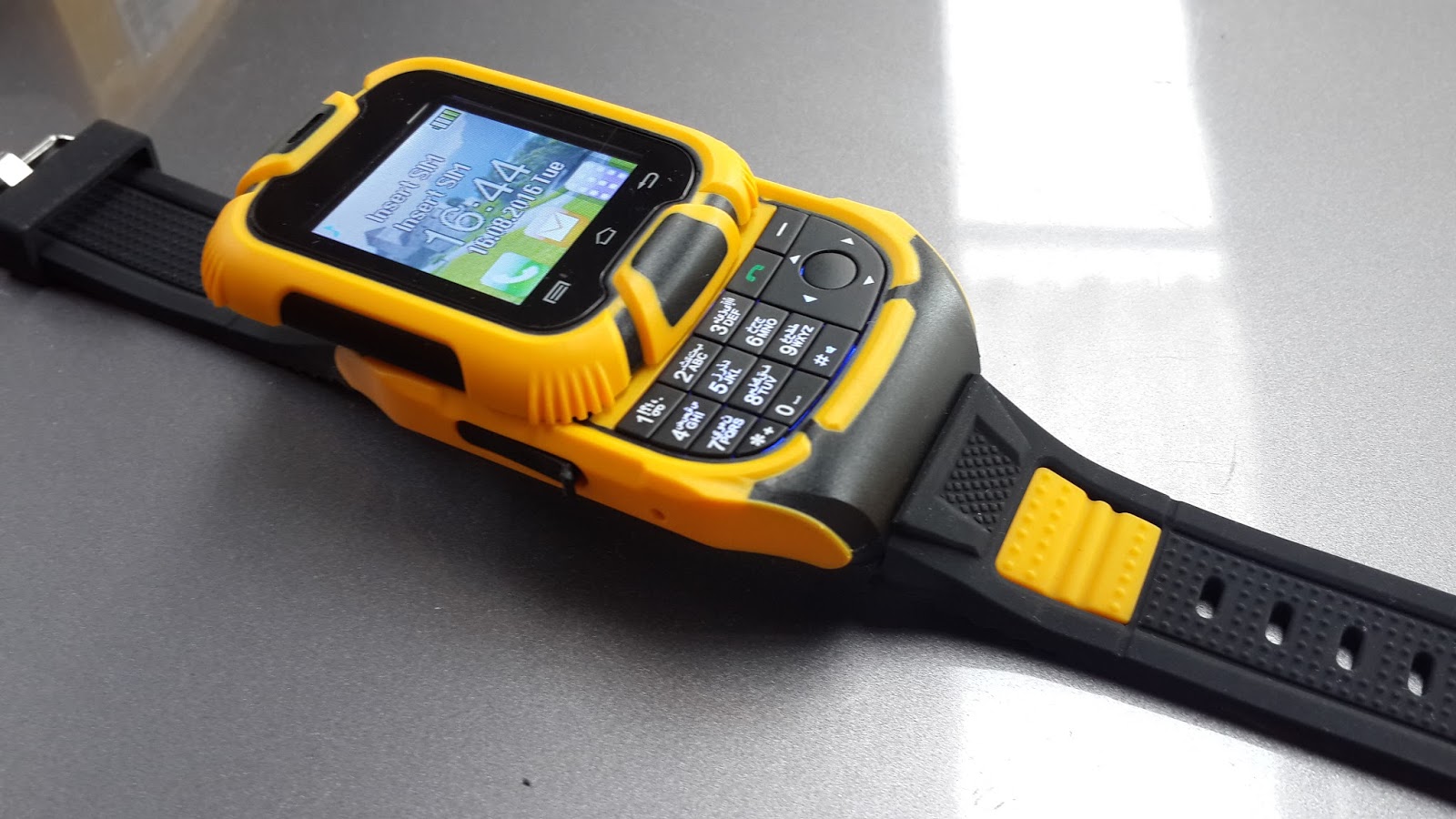 baranghobi: Jam Tangan Handphone Sliding