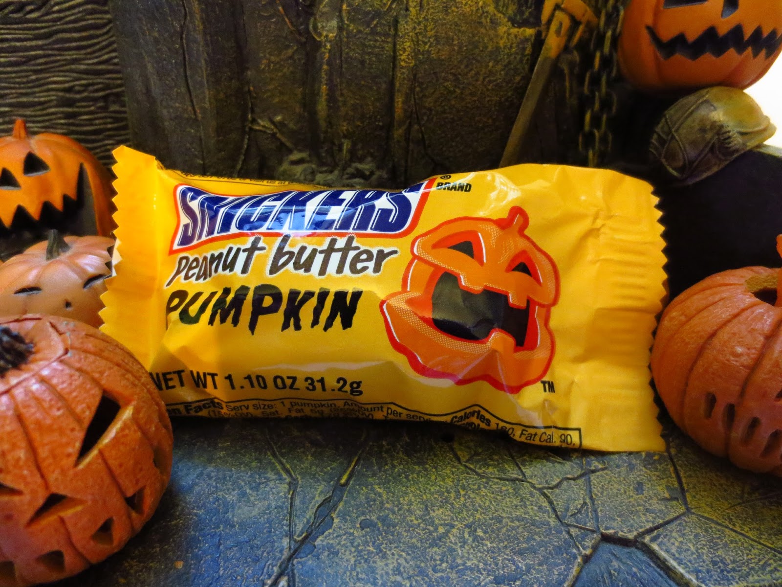 Action Figure Barbecue: Classic Hokey Halloween Horror: Snickers Peanut ...